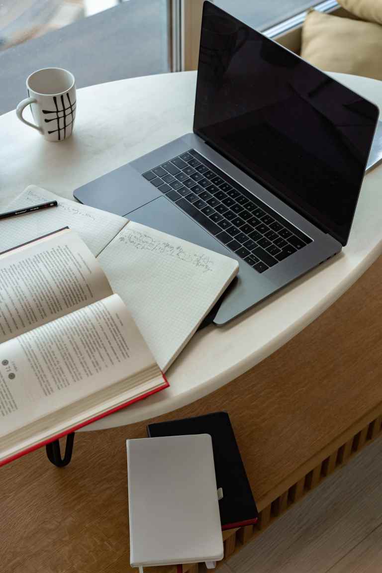 How to Pick a Grad School Writing Sample - The Admit Lab