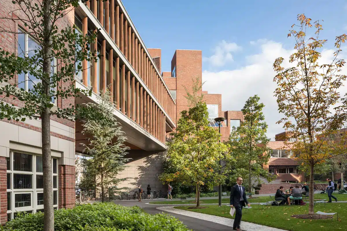 JFK Harvard Essay: Write a Winning HKS MPP or MPA Statement